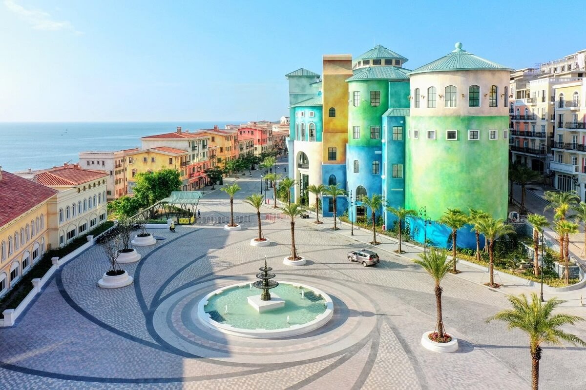 Sun Signature Gallery – “Cuộc phối ngẫu” của những mảng màu nghệ thuật ...