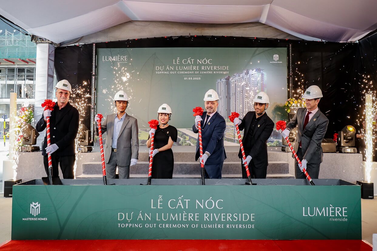 Masterise Homes chính thức cất nóc dự án LUMIÈRE riverside - Tạp chí ...
