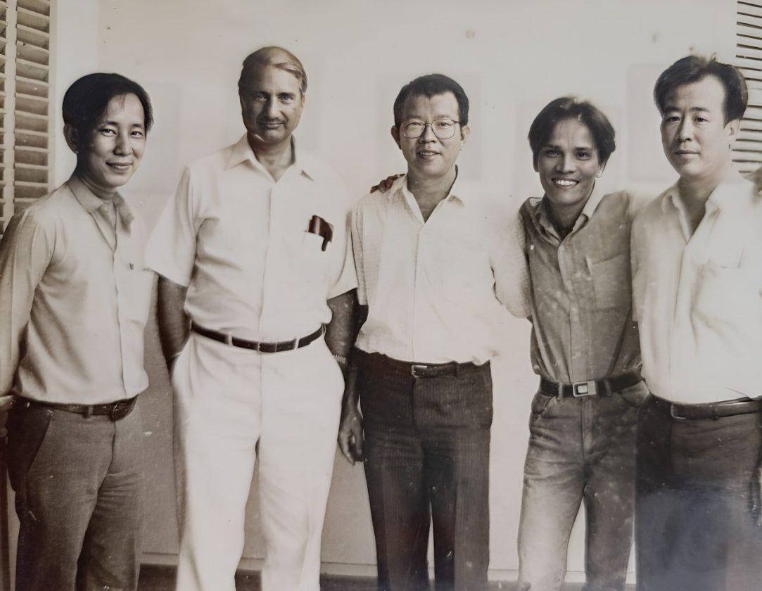 Tiễn biệt Giáo sư Võ Tòng Xuân - Tạp chí Kinh tế Sài Gòn