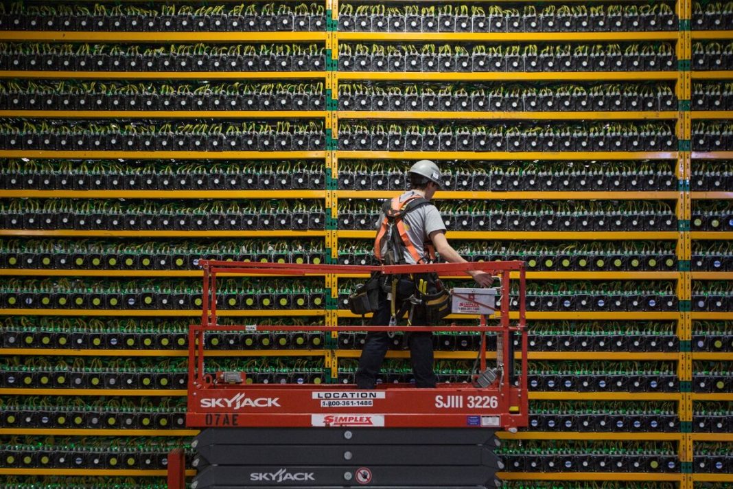 Công ty ‘đào’ bitcoin chuyển hướng sang trung tâm dữ liệu AI - Tạp chí ...
